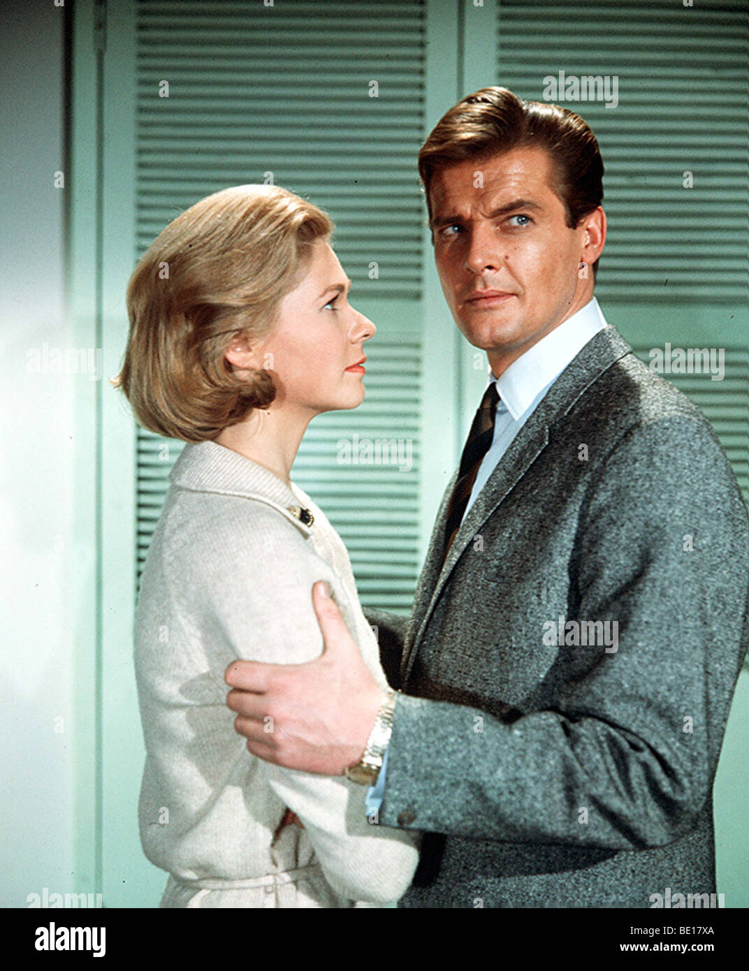 Le SAINT - UK TV series (1960) avec Roger Moore comme Simon Templar ...