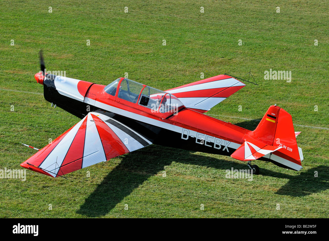Avion de voltige et sportif tchèque Zlin Z-526, la plus grande réunion ...