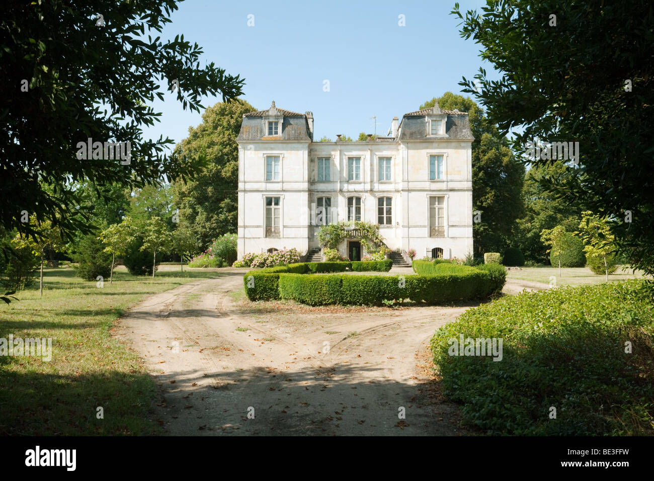 French manoir Banque de photographies et d’images à haute résolution ...