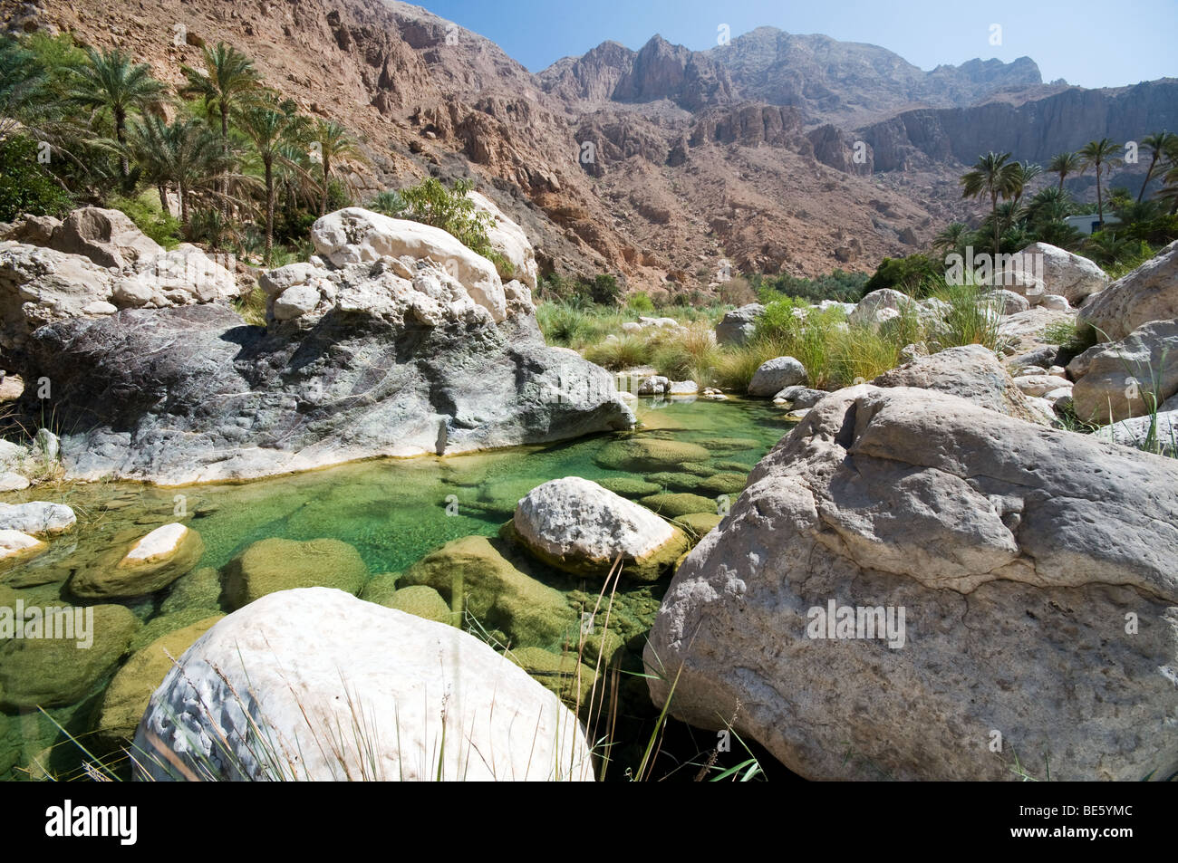 Wadi tiwi (oman) Banque de photographies et d’images à haute résolution ...