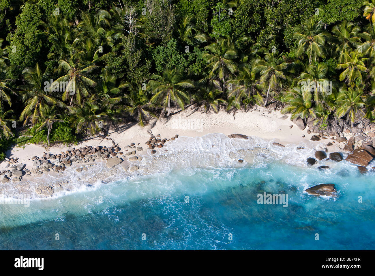 La plage Anse Cachee à Pointe Golette, île de Mahé, Seychelles, océan ...