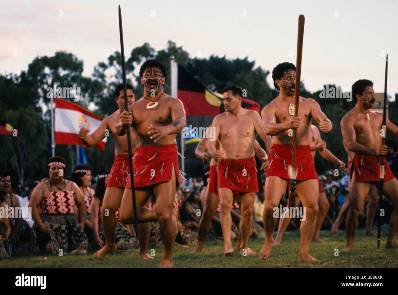 New zealand maori people Banque de photographies et d’images à haute ...