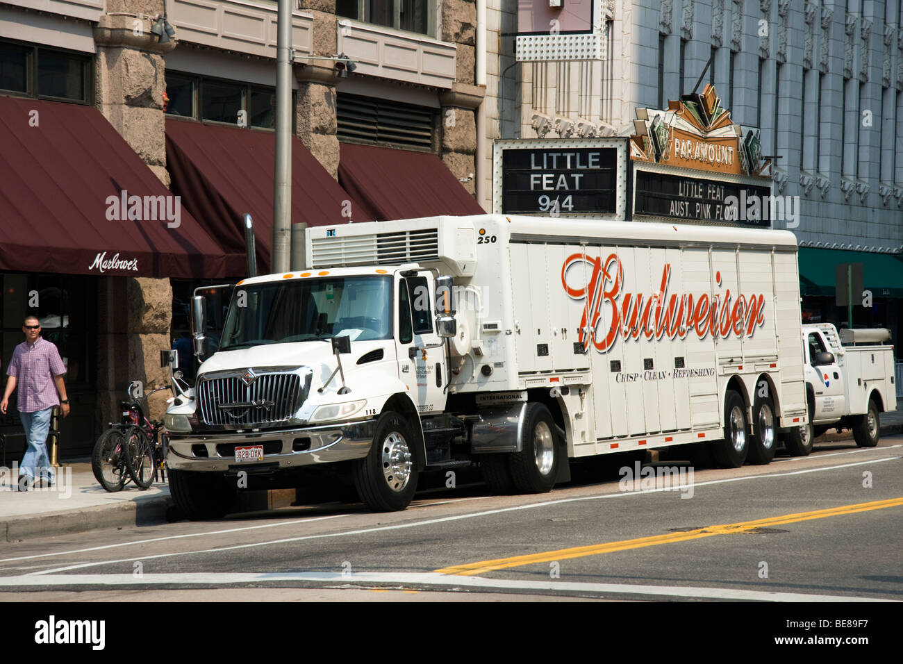 Camion budweiser Banque de photographies et d’images à haute résolution ...