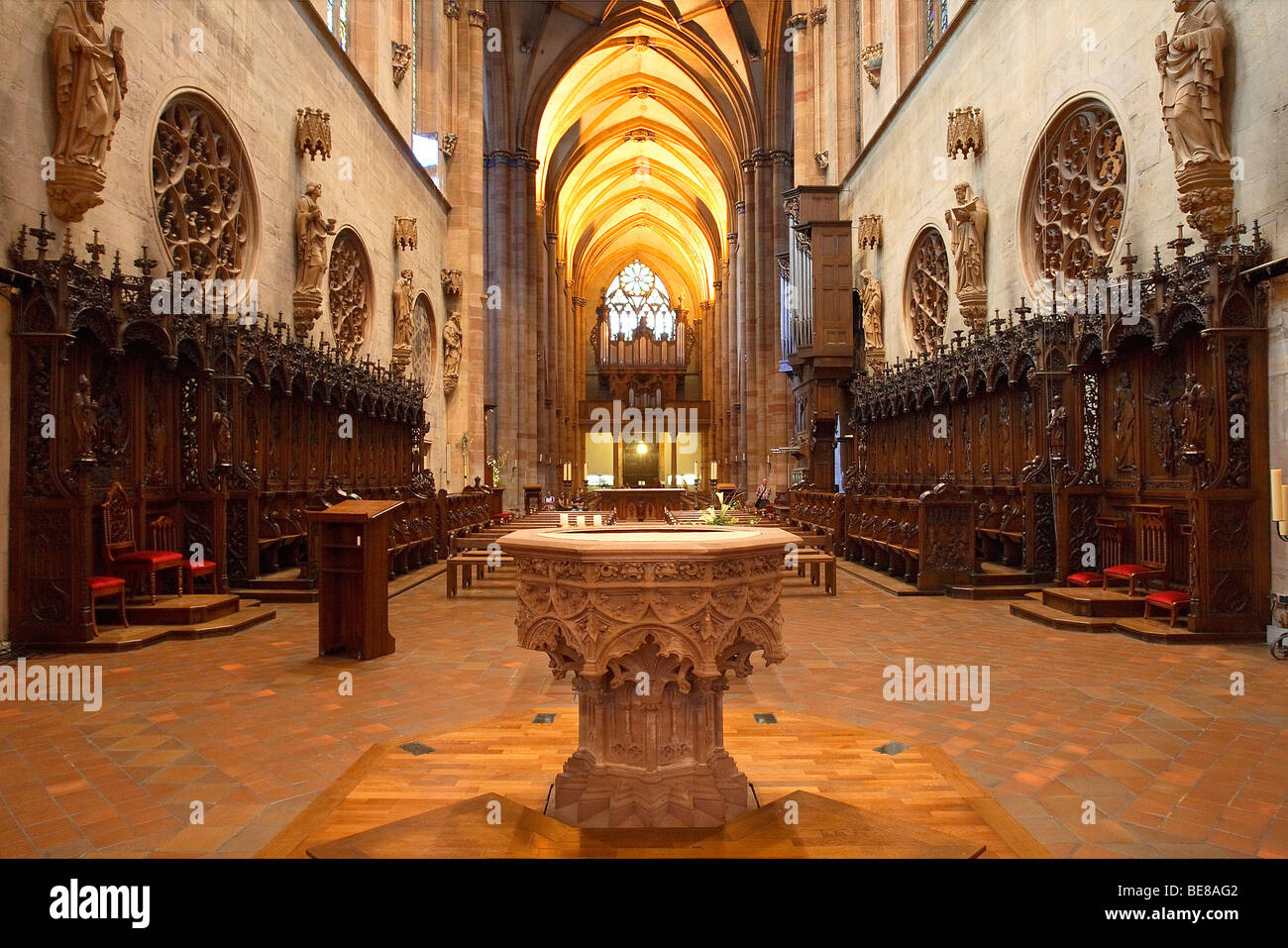 Intérieur de l'église saint martin Banque de photographies et d’images ...