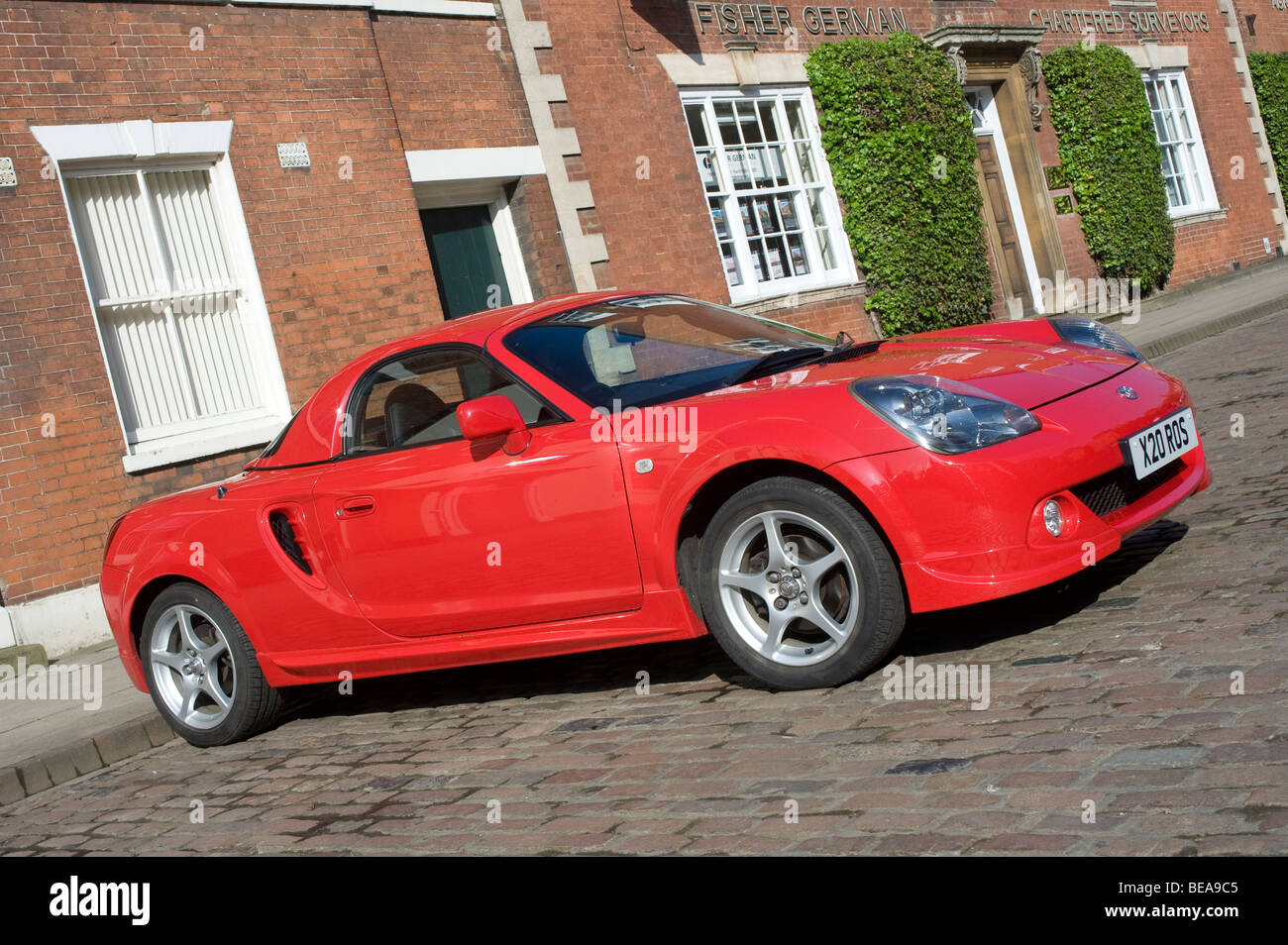 Voiture de sport toyota mr2 rouge Banque de photographies et d’images à ...