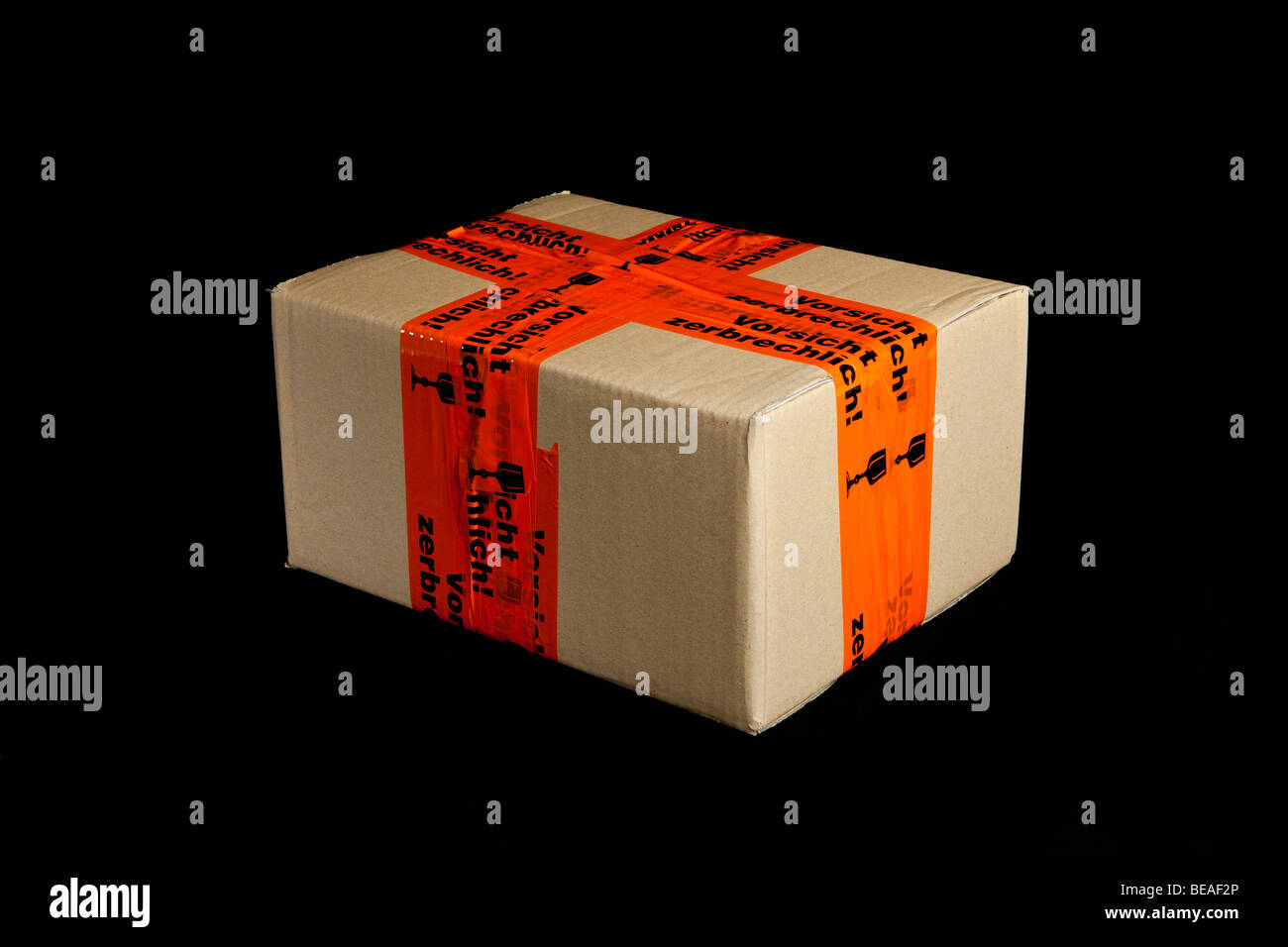 Fragile parcel Banque de photographies et d’images à haute résolution ...