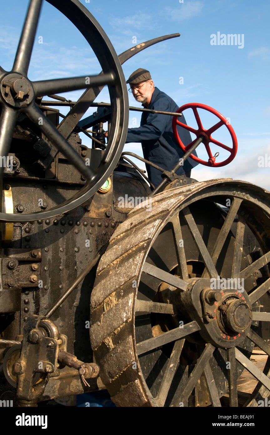 John fowler steam tractor Banque de photographies et d’images à haute ...