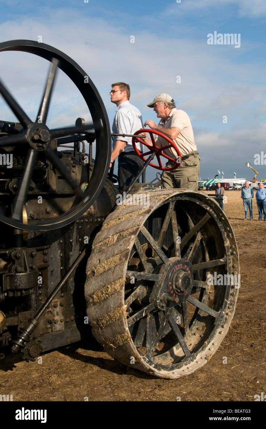 John fowler steam tractor Banque de photographies et d’images à haute ...