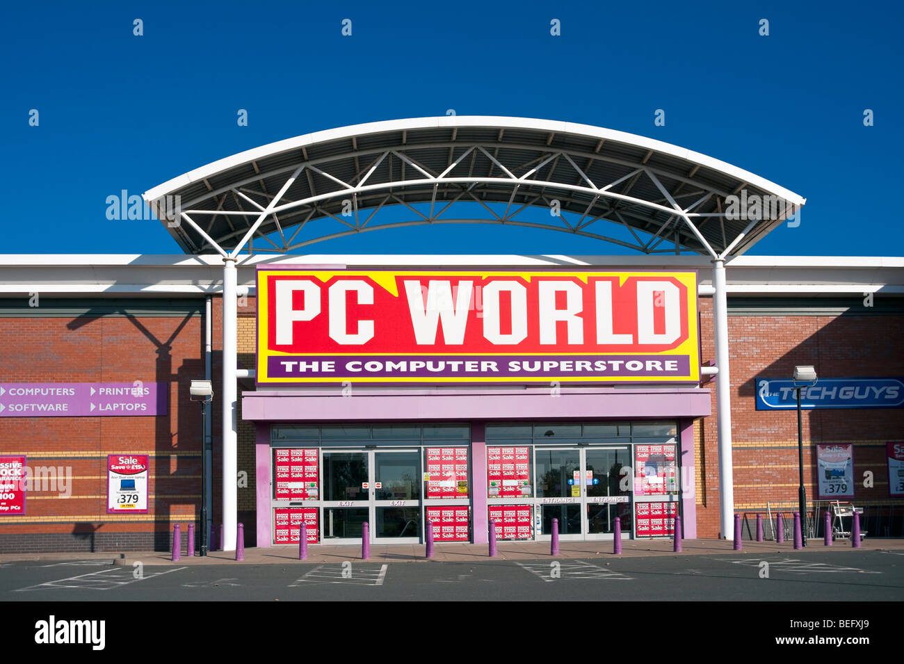 Computer shop Banque de photographies et d’images à haute résolution ...