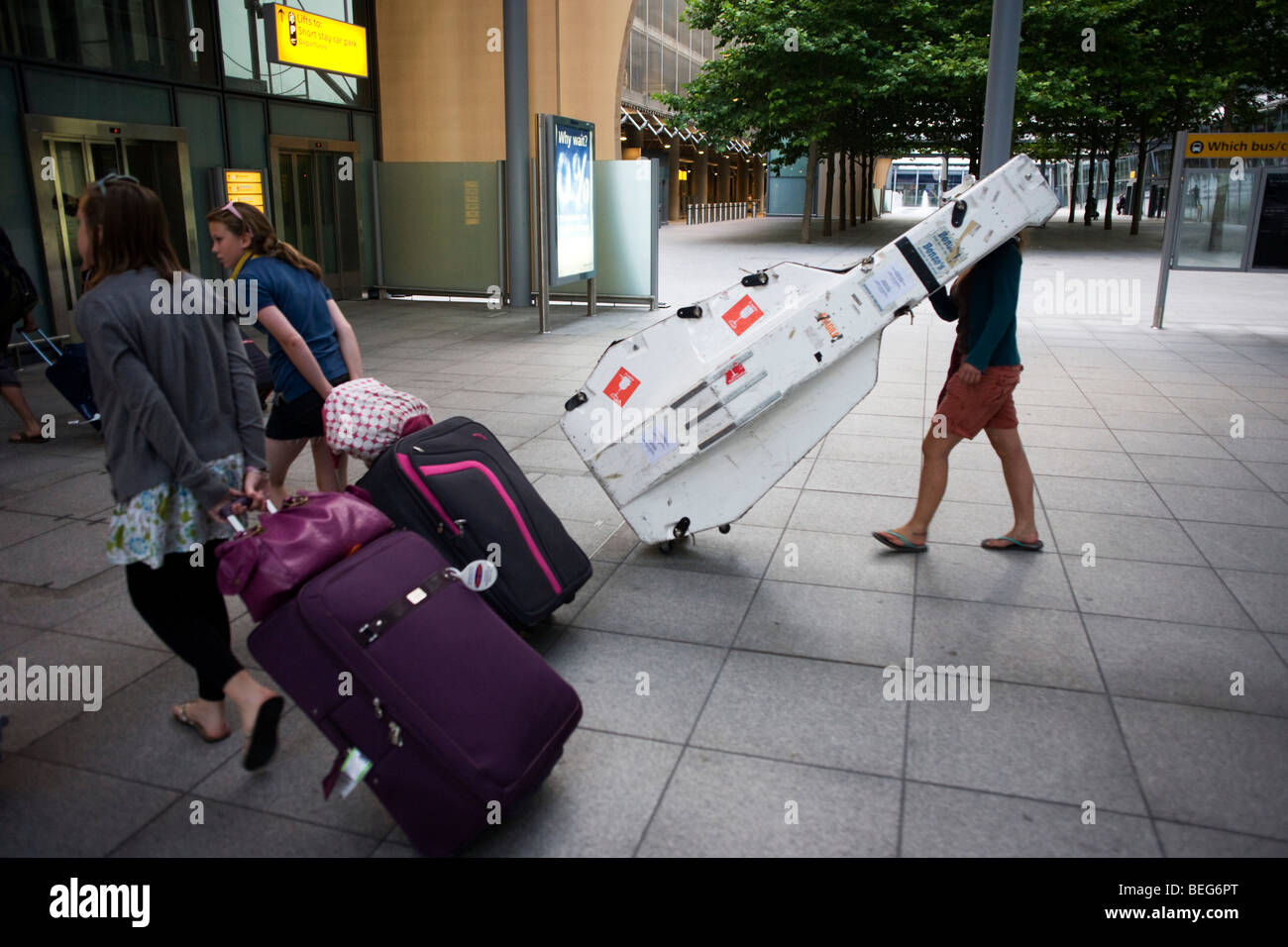 Humour fragile humour Banque de photographies et d’images à haute ...