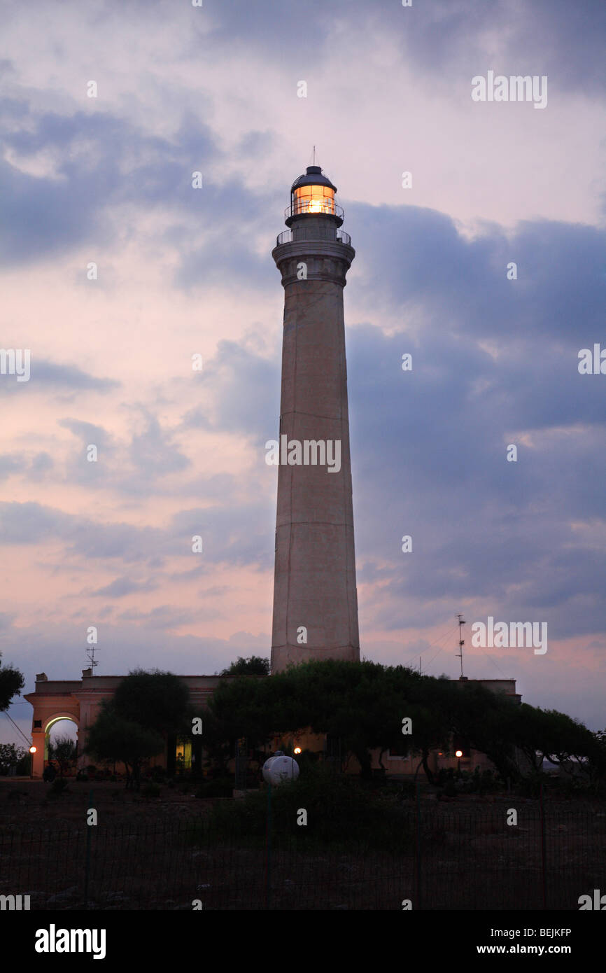 Phare de san vito lo capo Banque de photographies et d’images à haute ...
