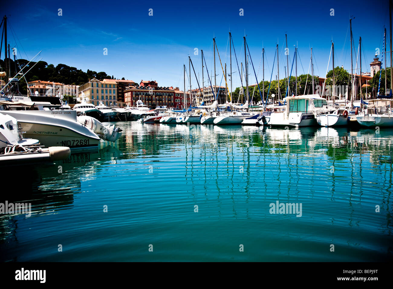 Nice marina Banque de photographies et d’images à haute résolution - Alamy