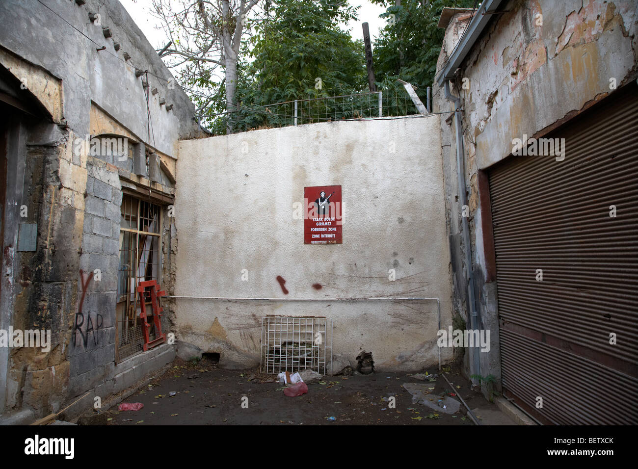 Panneau de zone restreinte Banque de photographies et d’images à haute ...