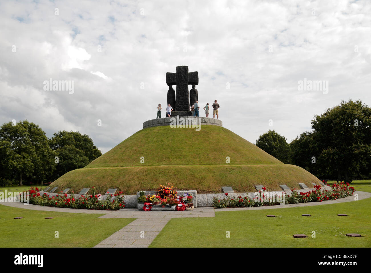 Charnier ww2 Banque de photographies et d’images à haute résolution - Alamy