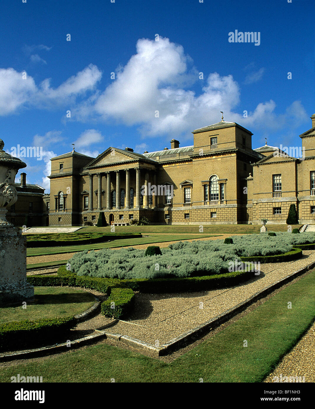 Holkham gardens Banque de photographies et d’images à haute résolution ...