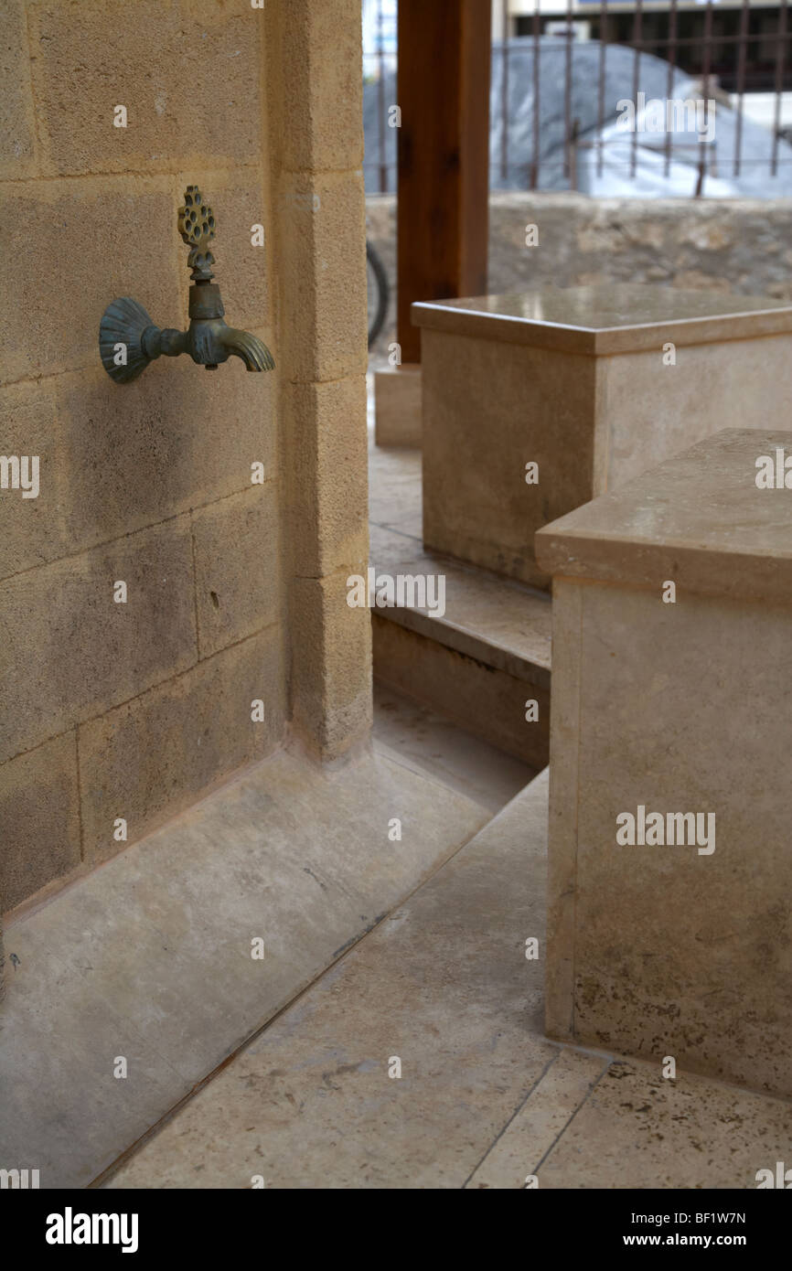 Robinet ablution Banque de photographies et d’images à haute résolution ...