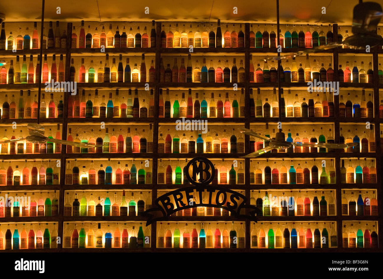 Brettos bar Banque de photographies et d’images à haute résolution - Alamy