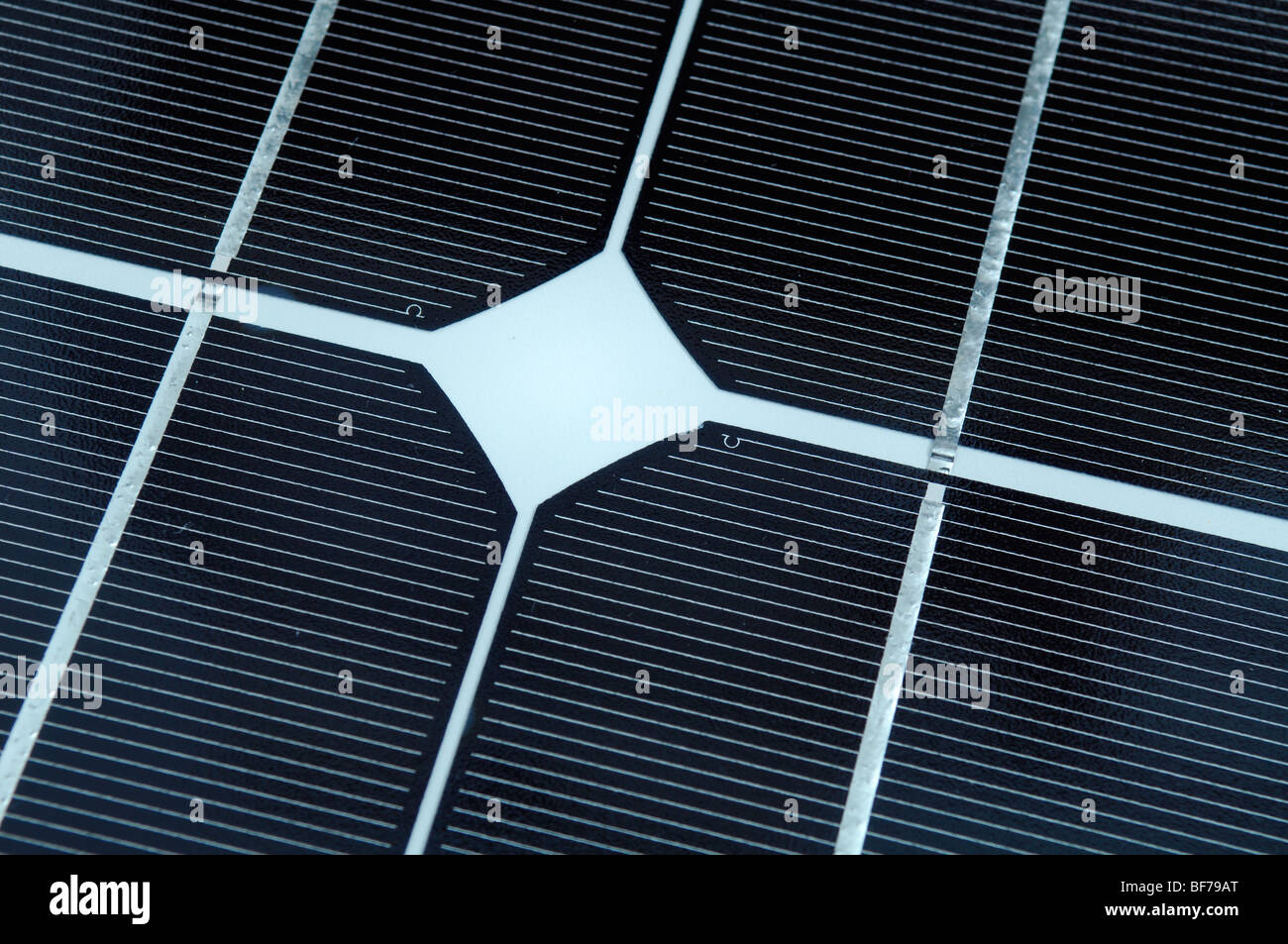 Cellule solaire polycristalline Banque de photographies et d’images à ...