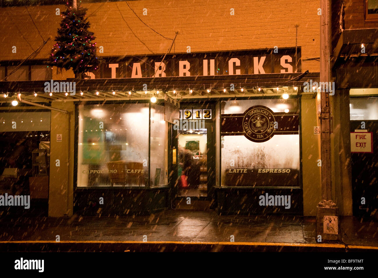 The original starbucks store Banque de photographies et d’images à ...