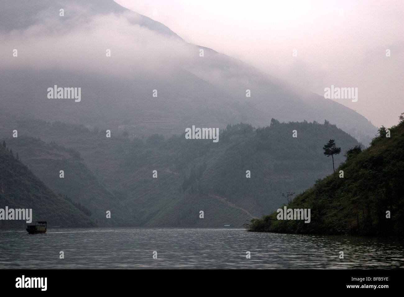 Fleuve yangzi et trois gorges Banque de photographies et d’images à ...