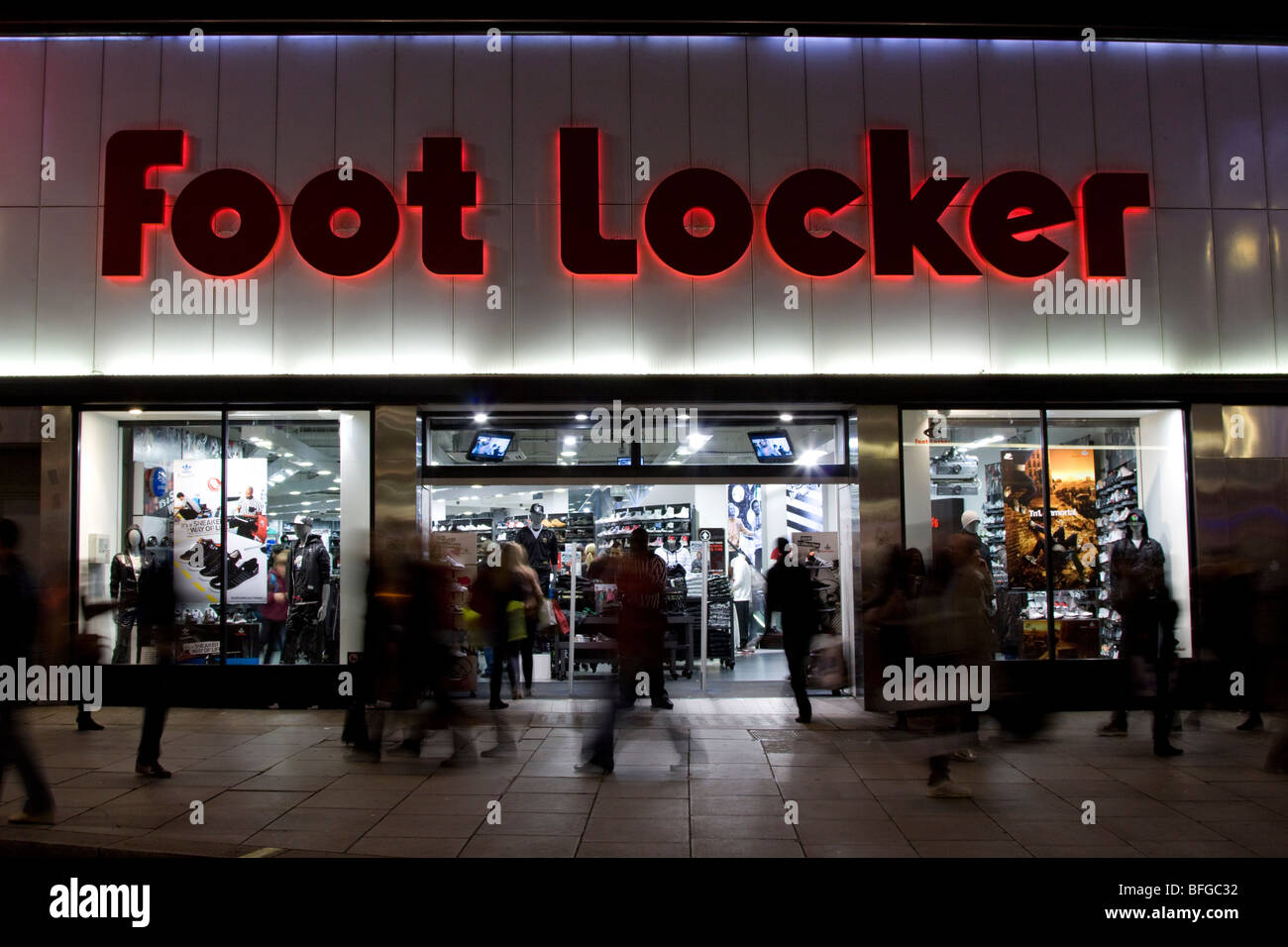 Foot locker Banque de photographies et d’images à haute résolution - Alamy