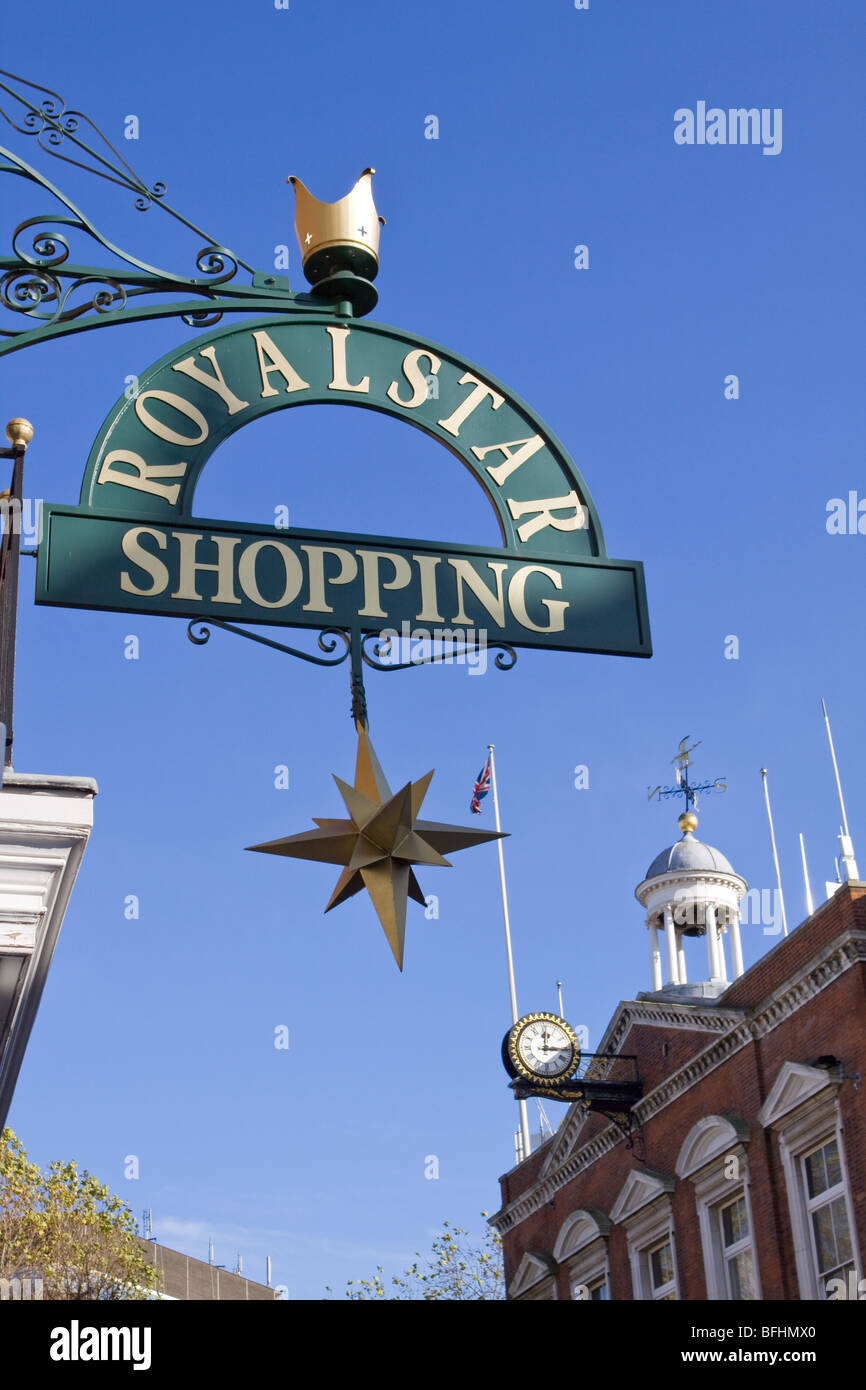 Star arcade Banque de photographies et d’images à haute résolution - Alamy