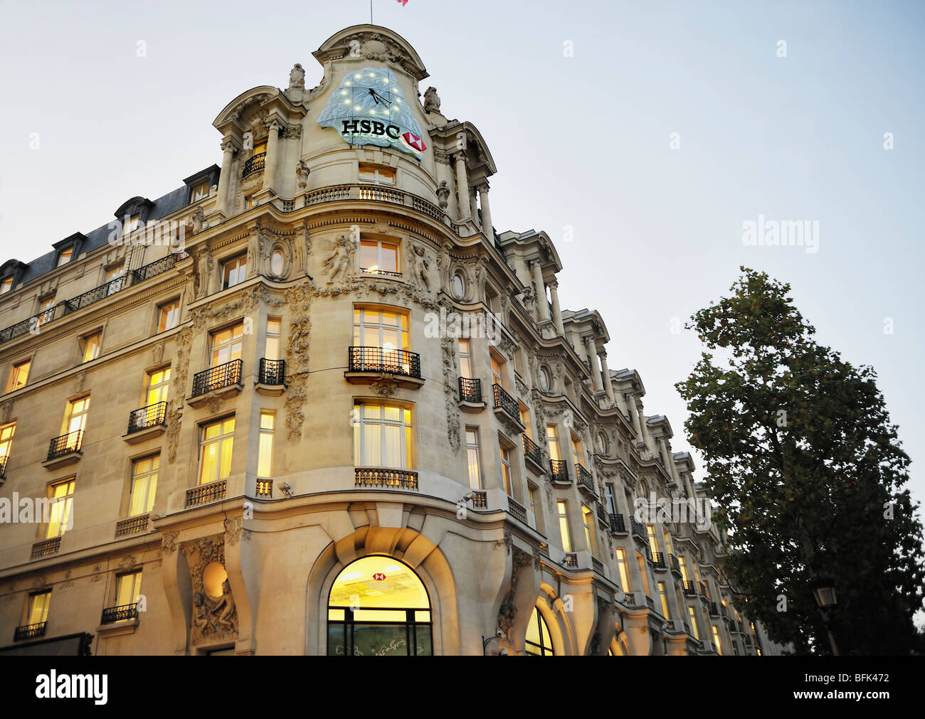 Haussmann Immeuble Paris Banque d'image et photos - Alamy