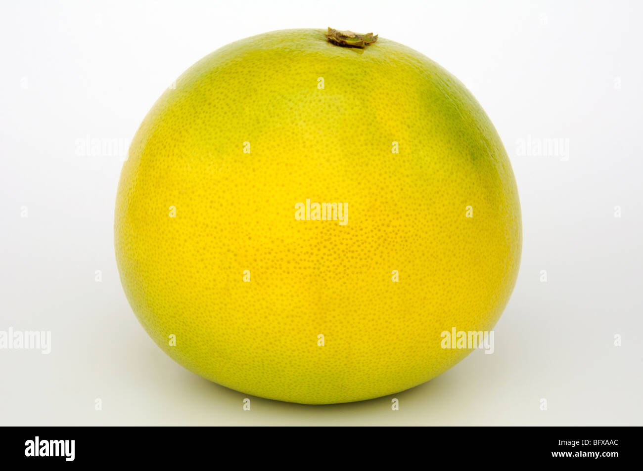 Pomelo vert Banque de photographies et d’images à haute résolution - Alamy