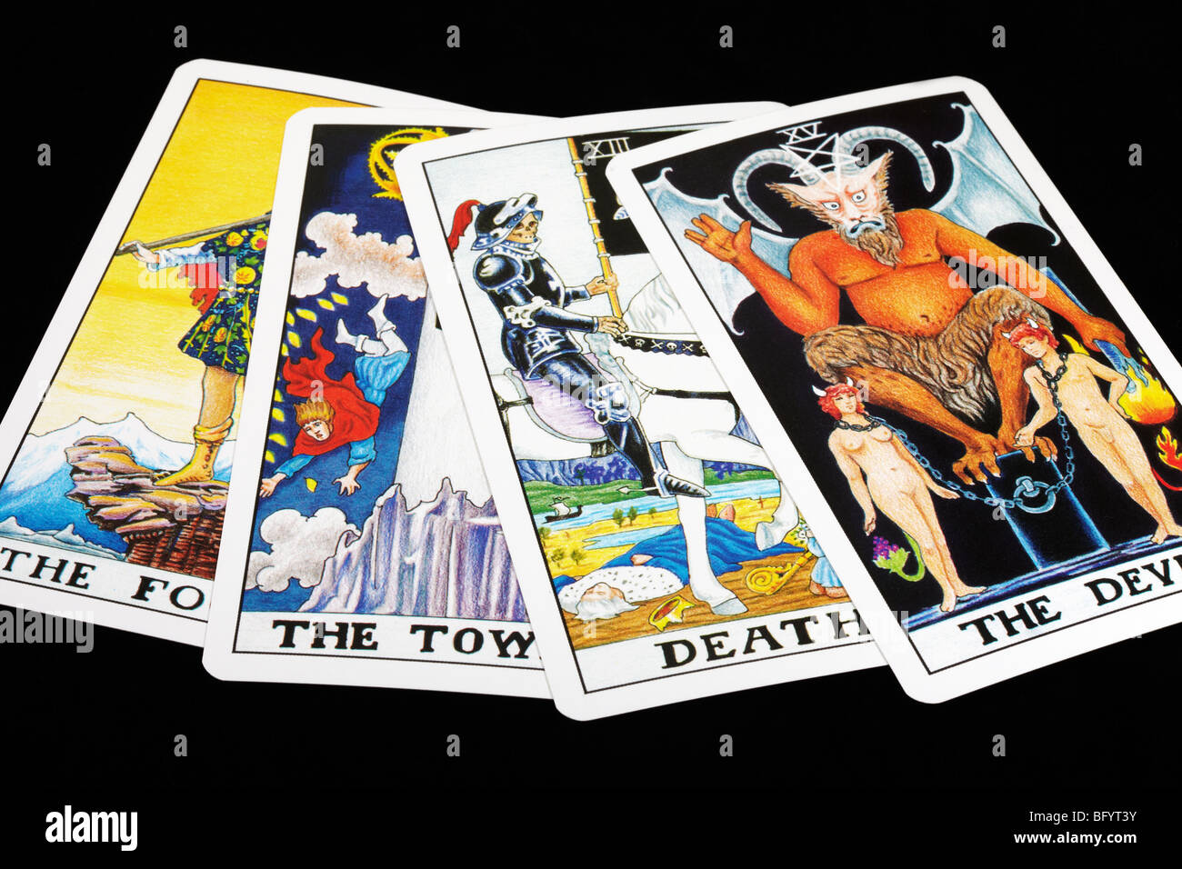 Cartes de tarot Banque de photographies et d’images à haute résolution ...