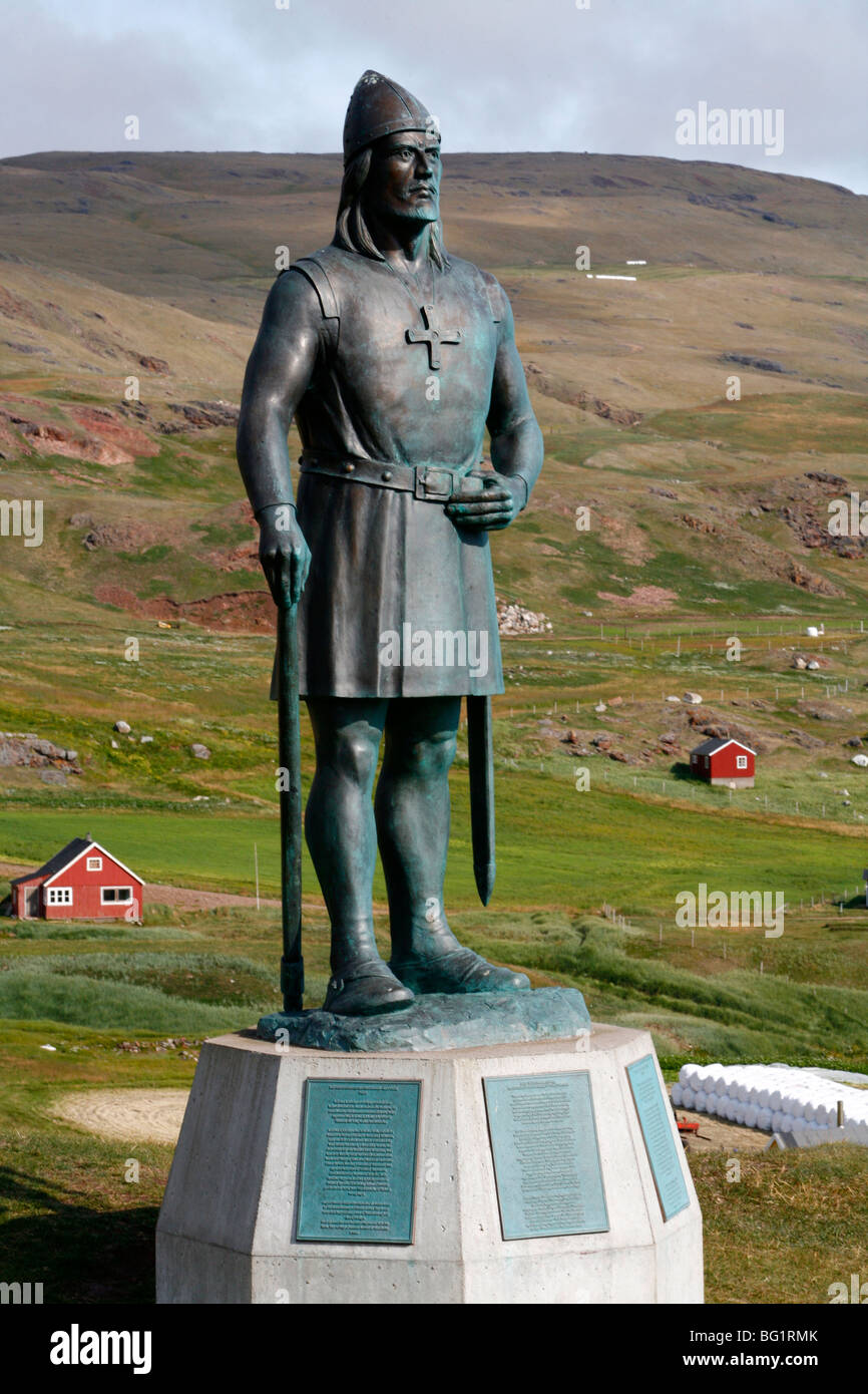 Statue de Leif Eriksson, fils d'Erik le Rouge à Qassiarsuk, le sud du ...