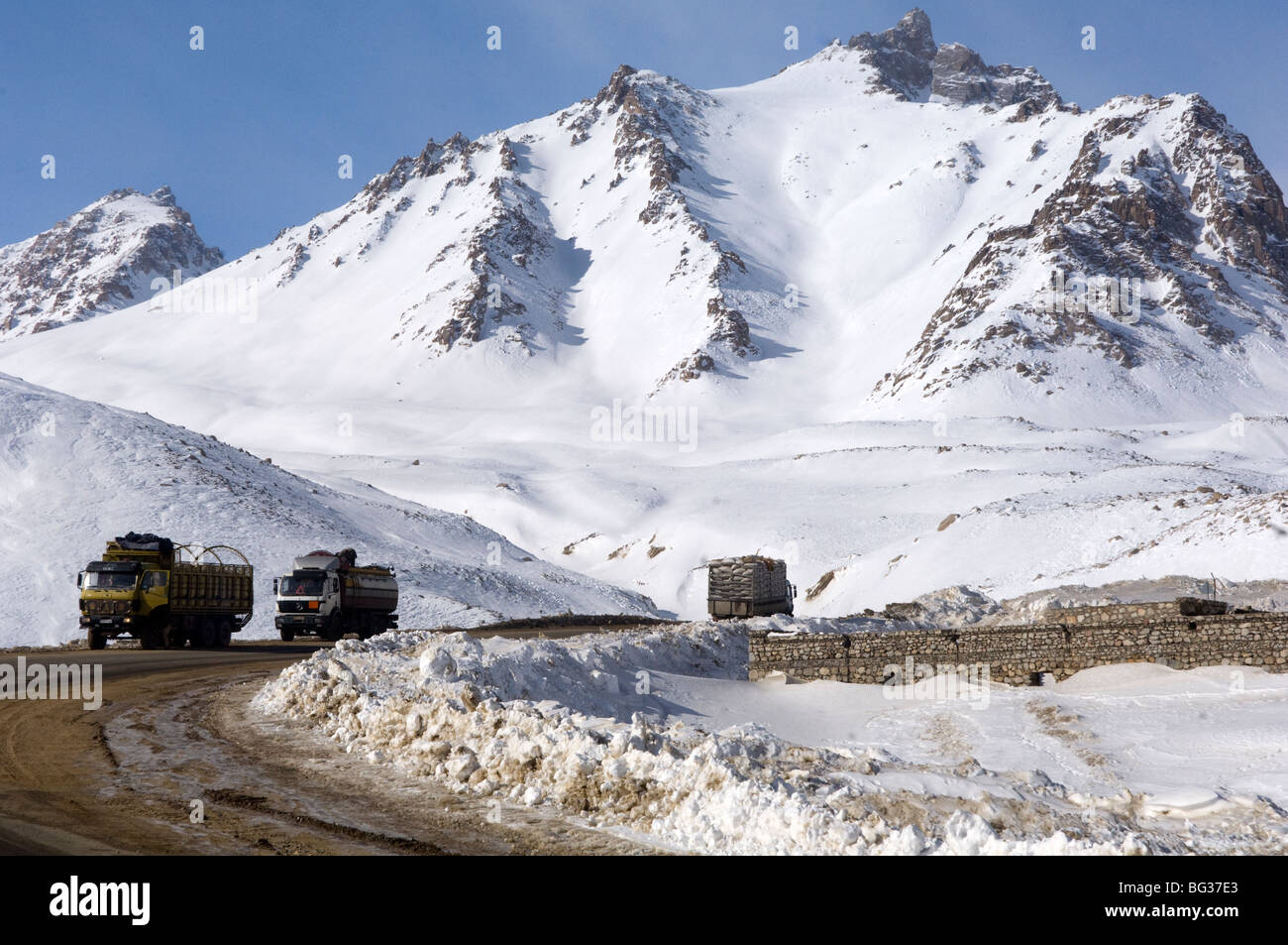 Salang pass Banque de photographies et d’images à haute résolution - Alamy