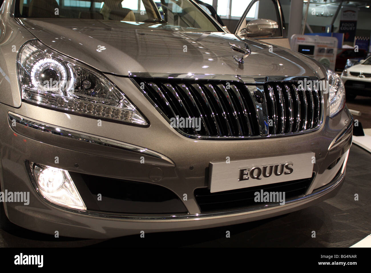 Moteur hyundai centennial equus Banque de photographies et d’images à haute résolution - Alamy