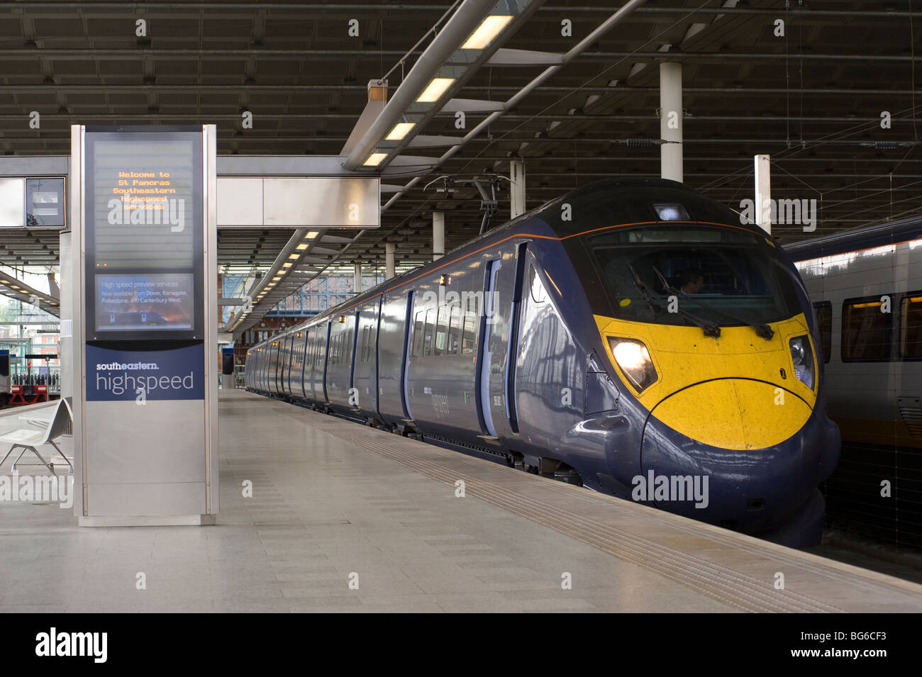 Hitachi javelin Banque de photographies et d’images à haute résolution ...