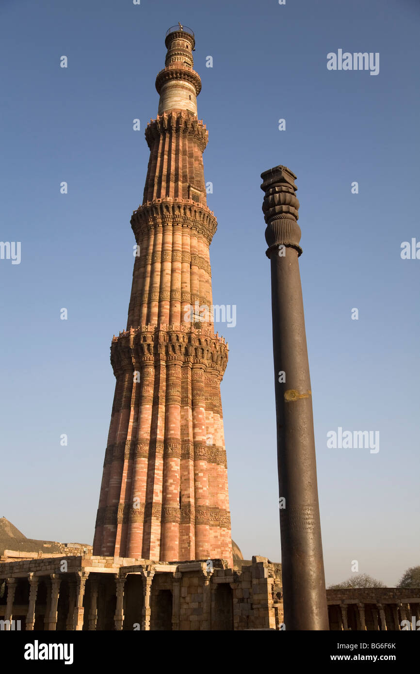 Le qutb minar Banque de photographies et d’images à haute résolution ...