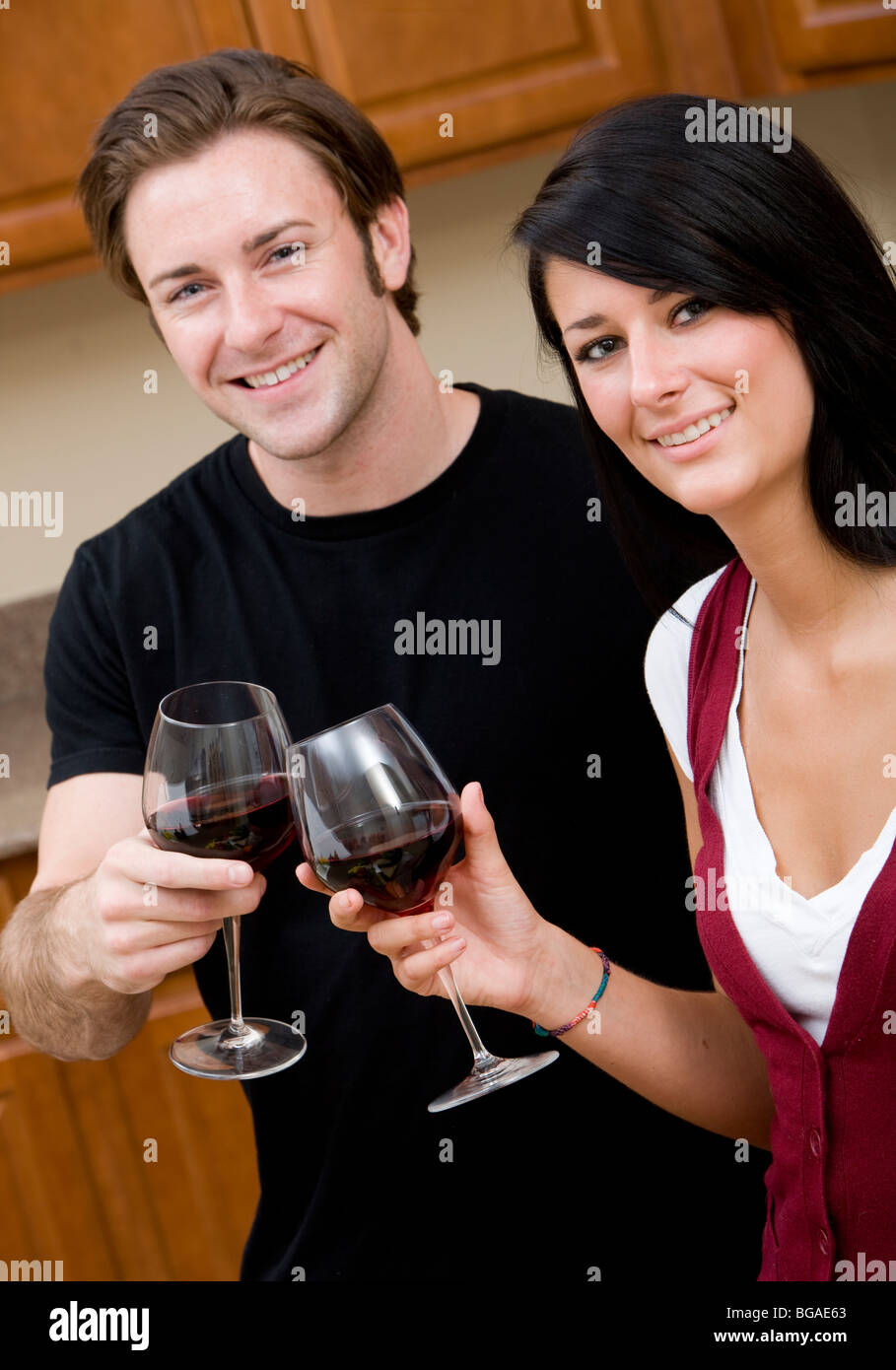 Partager un verre de vin Banque de photographies et d’images à haute ...