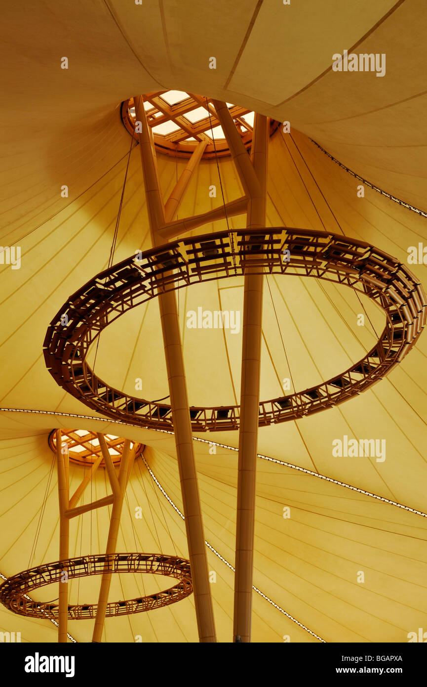 Toit en toile tendue Banque de photographies et d’images à haute ...