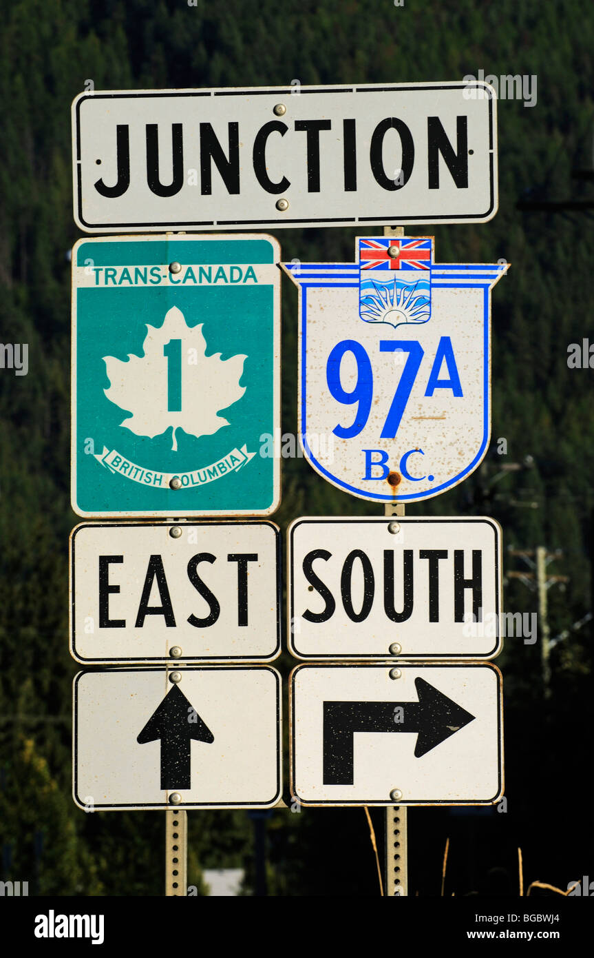 Highway sign british columbia Banque de photographies et d’images à ...