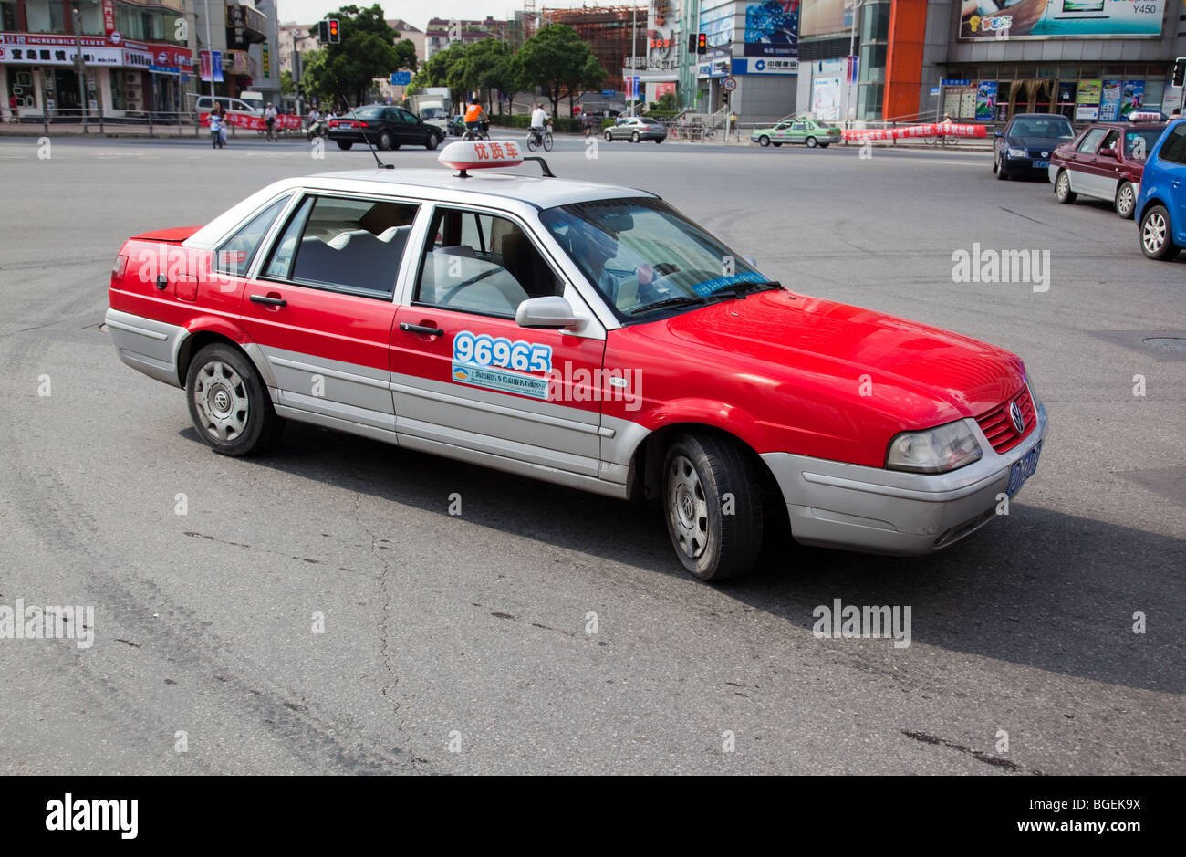 Shanghai Taxi Banque d'image et photos - Alamy