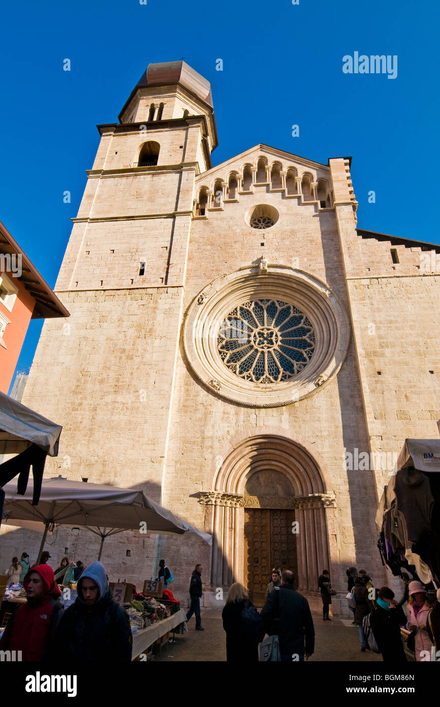 Duomo trento Banque de photographies et d’images à haute résolution - Alamy
