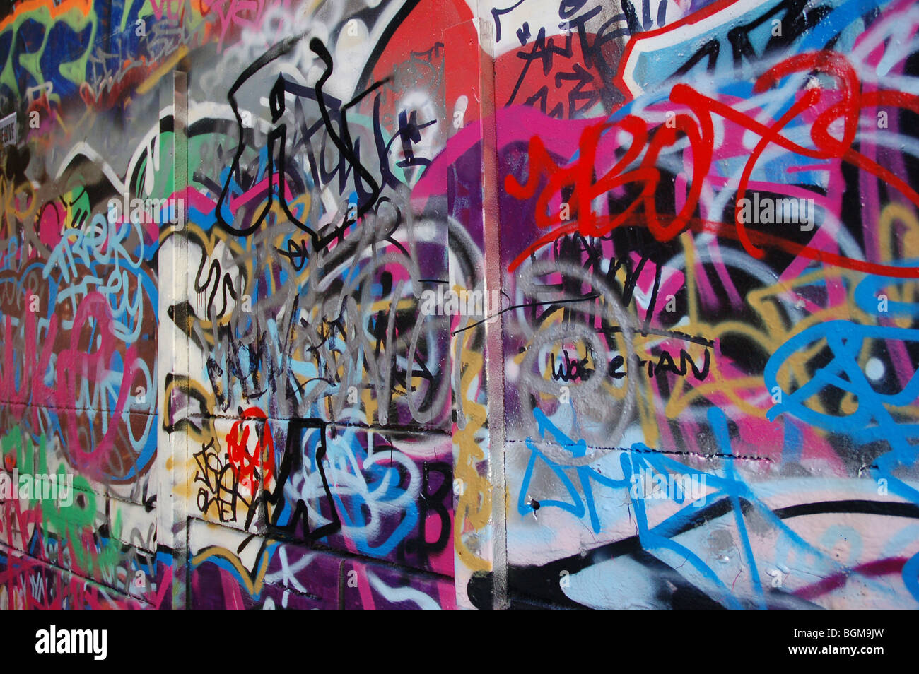 Of graffiti wall Banque de photographies et d’images à haute résolution ...