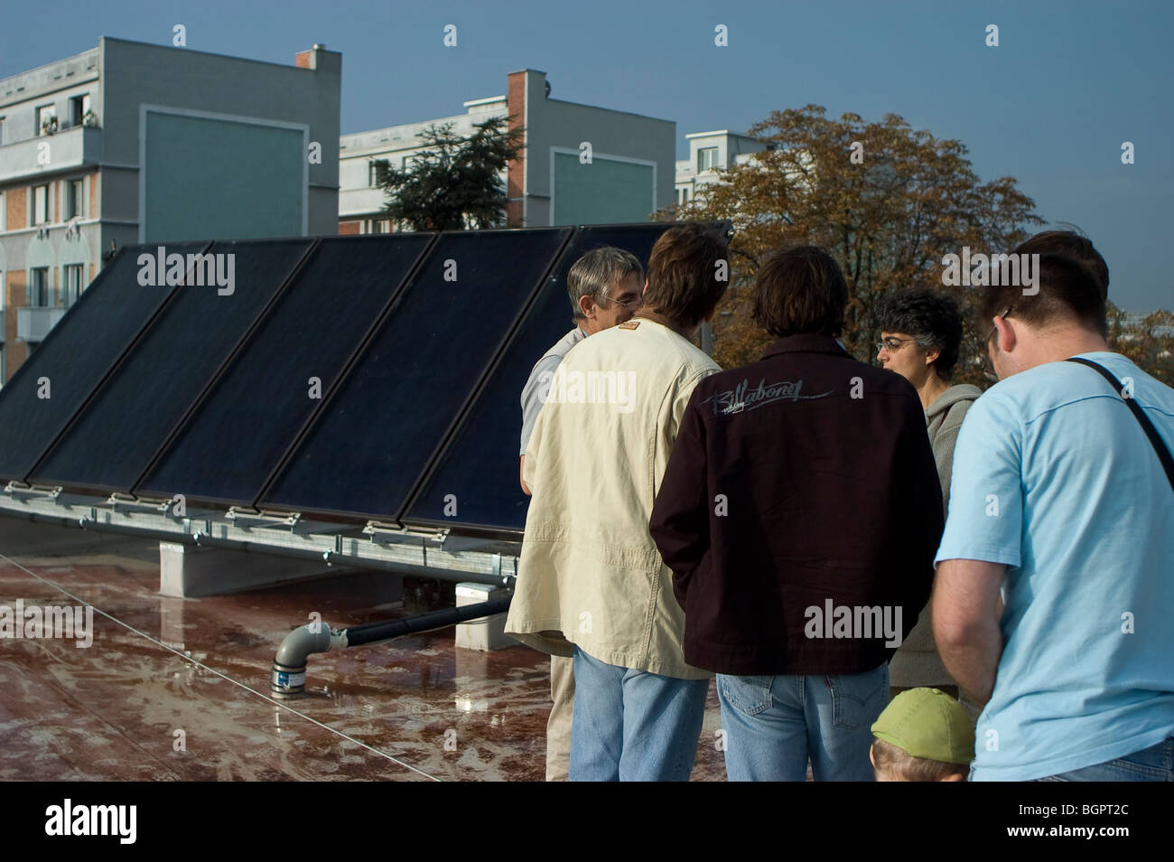 Montreuil, France, Open House Solar House dans la banlieue parisienne ...