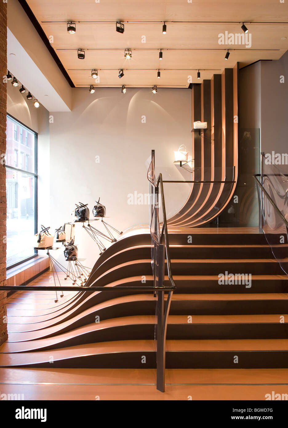 LONGCHAMP, NEW YORK, UNITED STATES, THOMAS HEATHERWICK STUDIO Photo ...