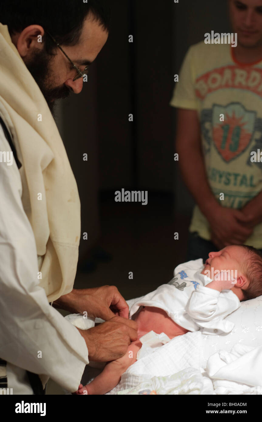 Brit milah circumcision Banque de photographies et d’images à haute ...