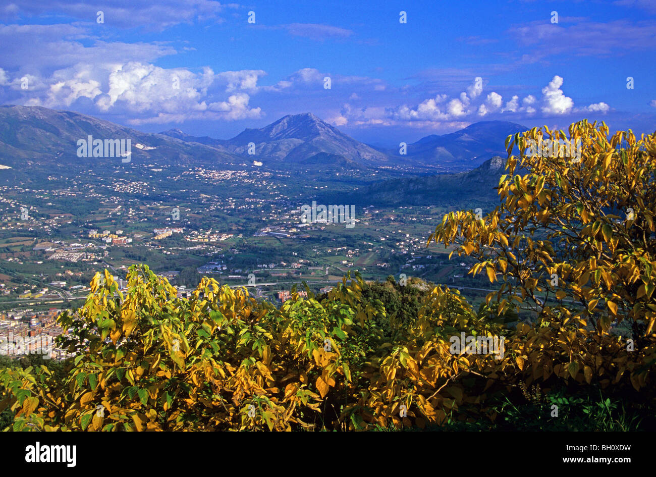 Vue panoramique du monastère du Mont Cassin, le site d'une sanglante ...