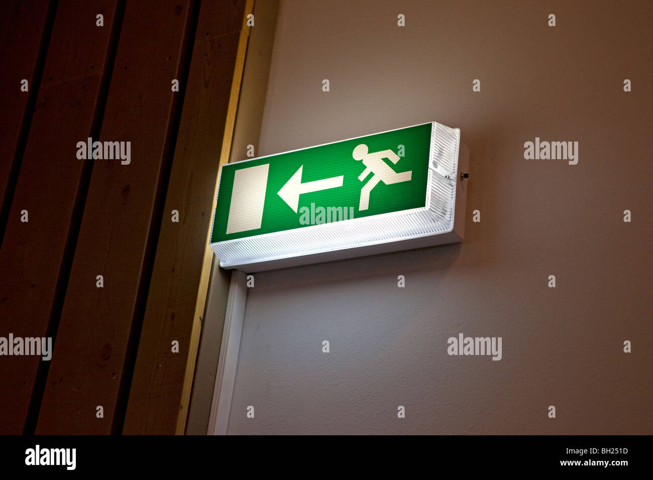 Emergency sign Banque de photographies et d’images à haute résolution ...