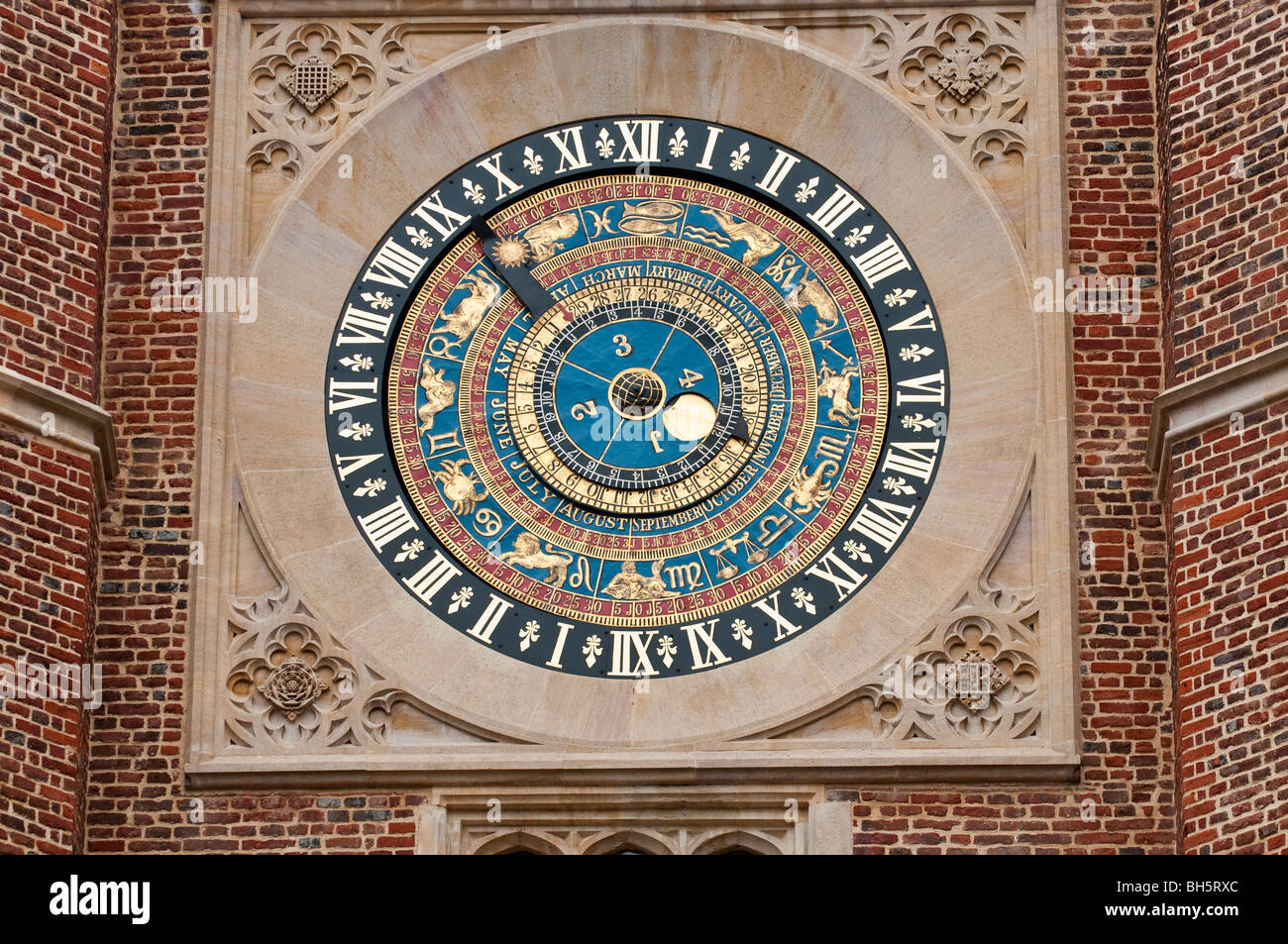 Horloge astronomique hampton court Banque de photographies et d’images ...