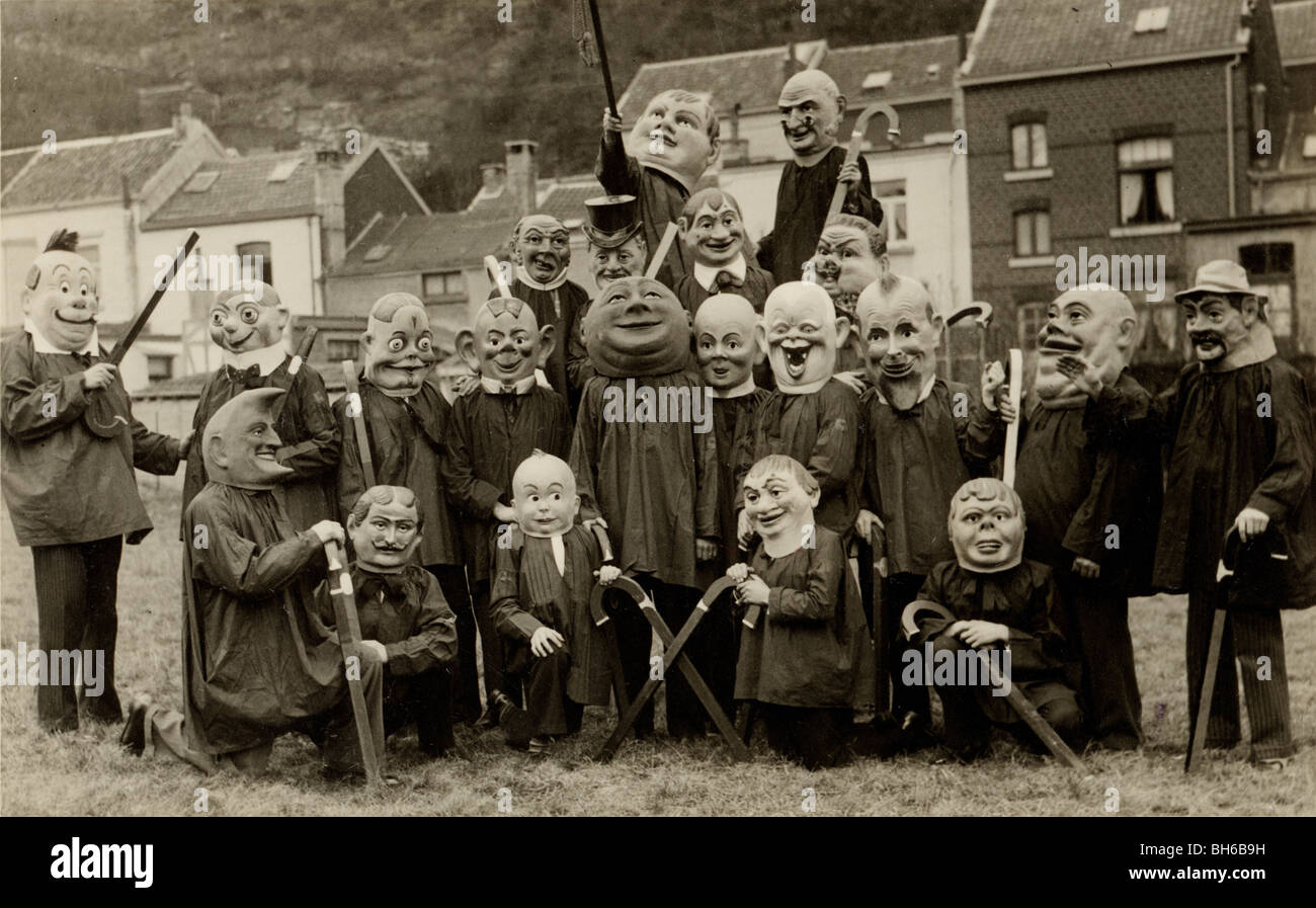 Costumes grotesques Banque de photographies et d’images à haute ...