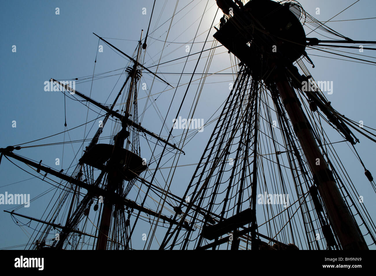 Hms endeavour Banque de photographies et d’images à haute résolution ...