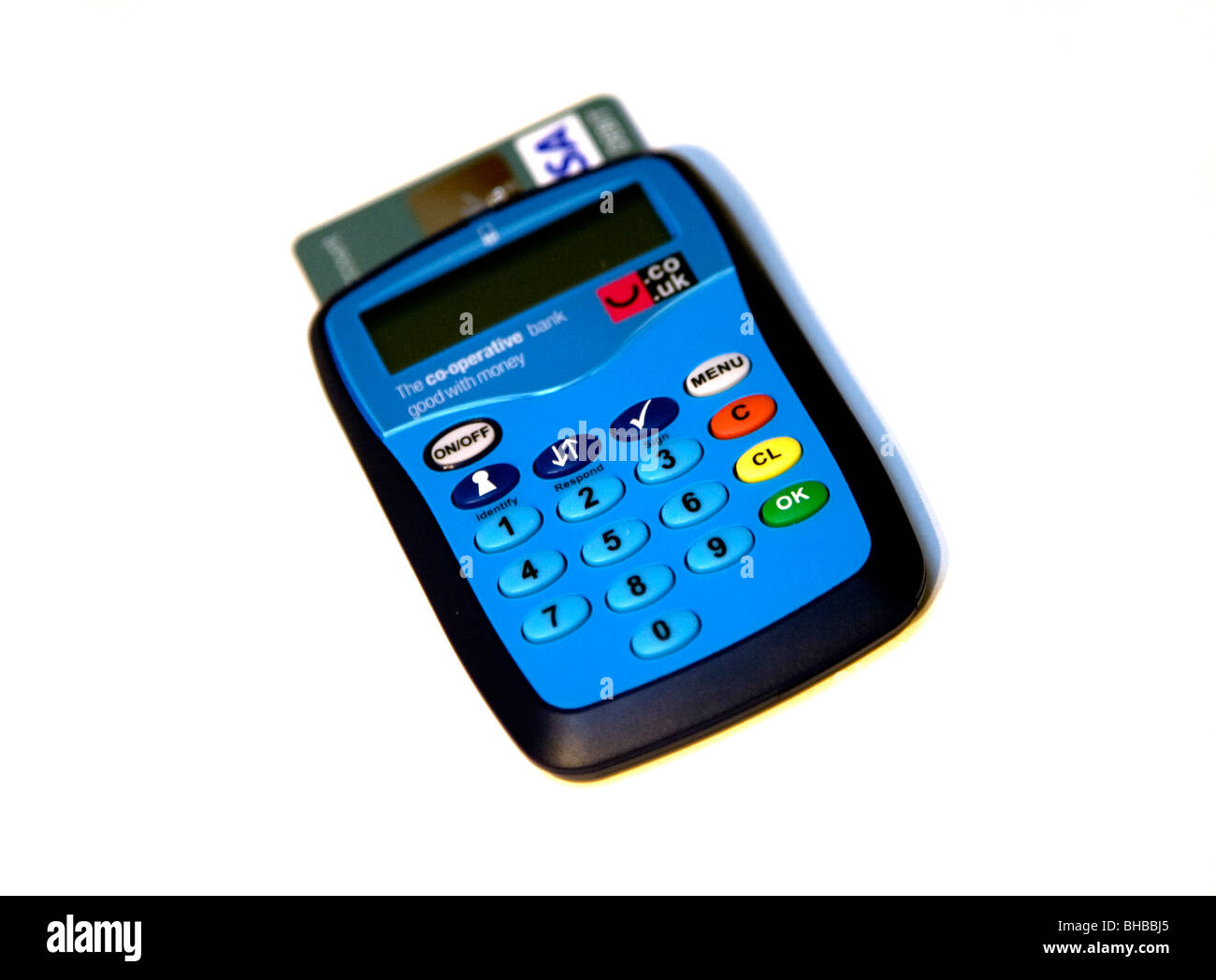 Bank card reader internet banking Banque d'images détourées - Alamy