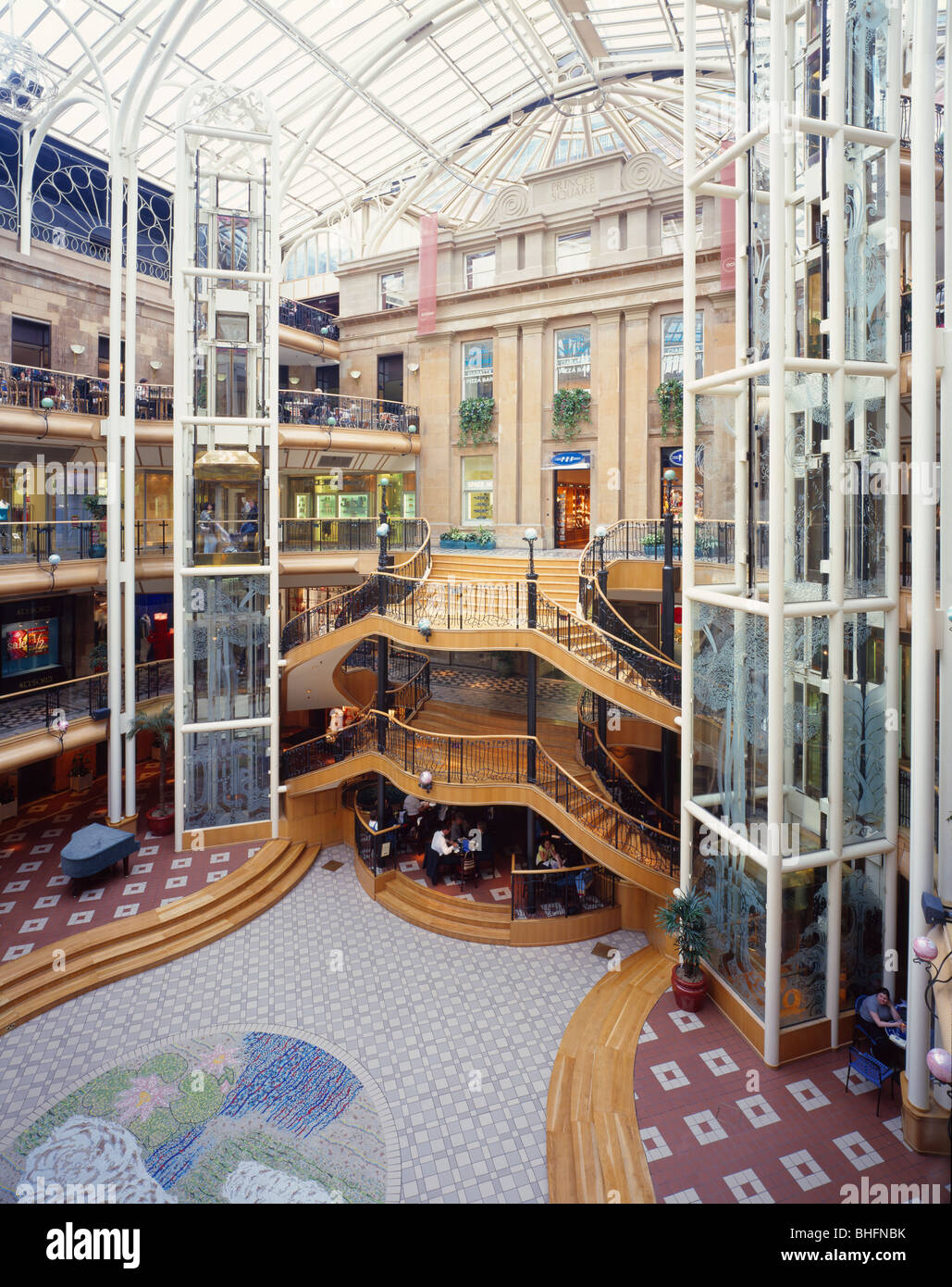 Princes square shopping mall Banque de photographies et d’images à haute résolution - Alamy